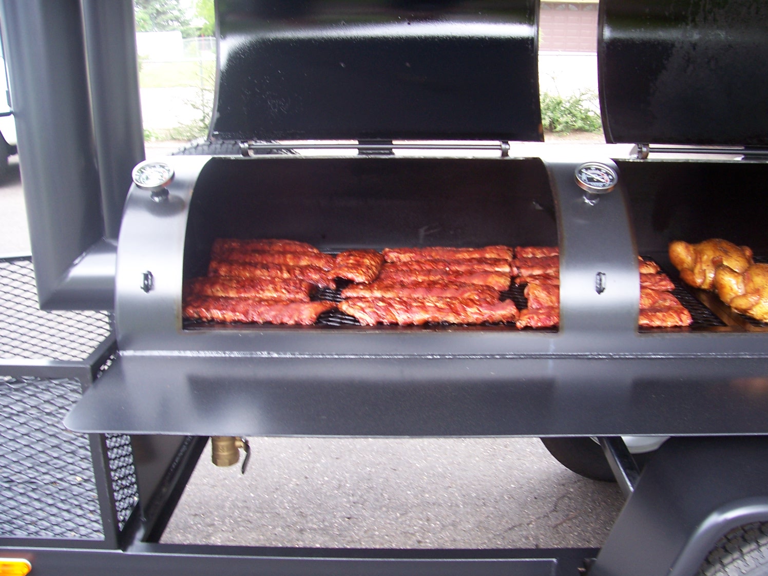 Mike's Knot Just Ribs Onsite Mobile BBQ Catering: Mobile Smokers for ...