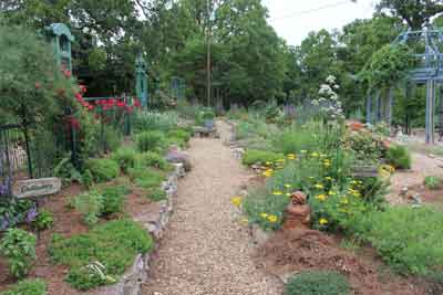 Jim Long's Garden: Herbs and Flowers