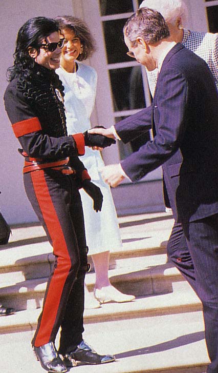 Michael Jackson President George Bush congratulates Michael for charity ...