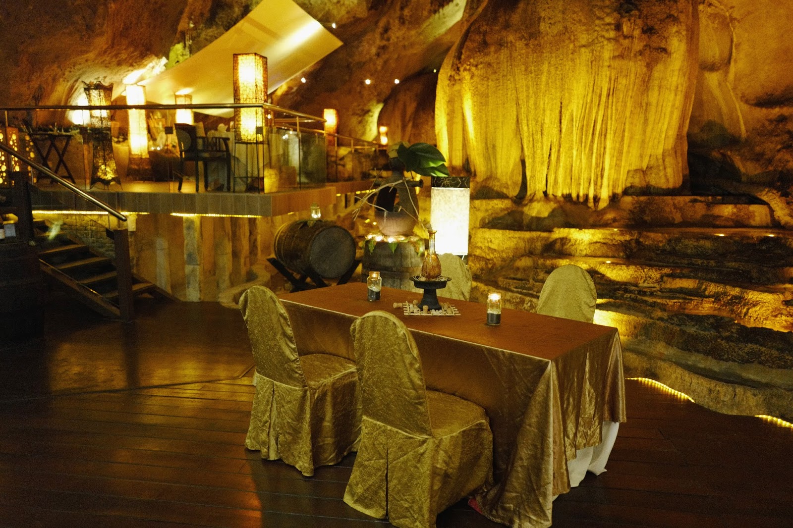 JE TunNel: JEFF'S CELLAR @ The Banjaran Hotsprings Retreat is World's ...