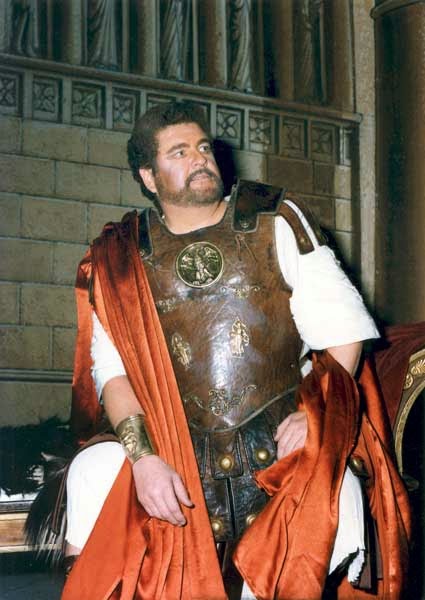 NOTICIAS Y EFEMERIDES MUSICALES Y DEL CINE: CARLO COSSUTTA, UN 08 DE ...