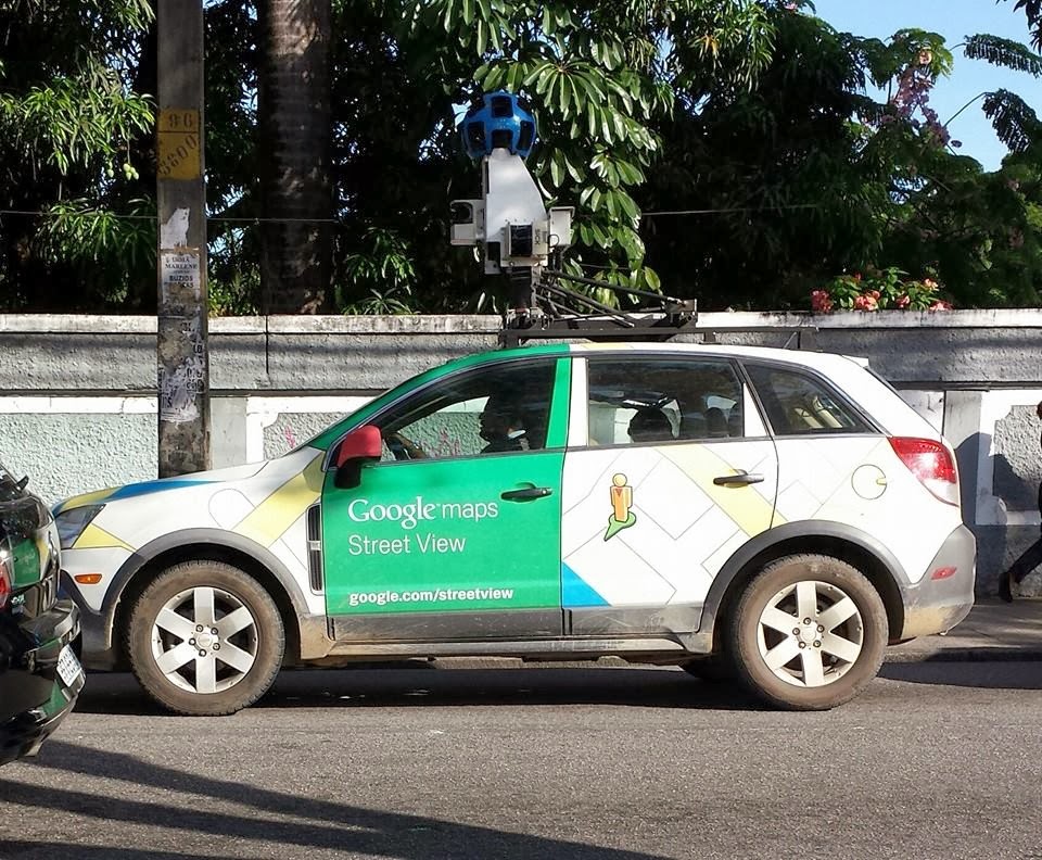 JÚLIO FERREIRA: CARRO DO "GOOGLE MAPS" ESTÁ NO RECIFE!