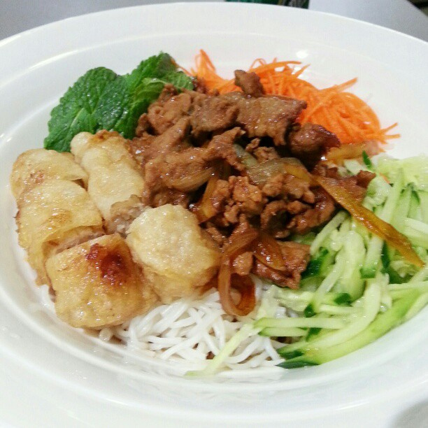 Viet Kitchen: Eating styles of Vietnamese population