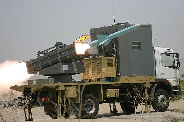 Asian Defence News: Chinese C-704 anti ship missiles used to sink UAE ...