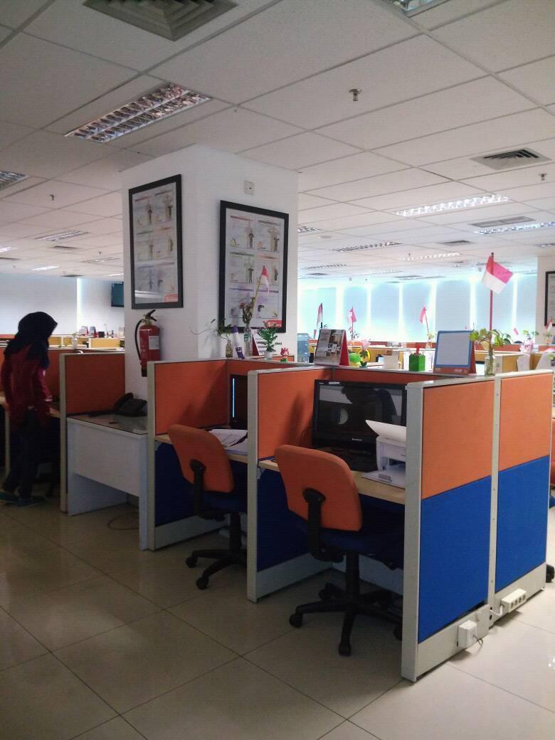 PARTISI/WORKSTATION/CUBICLE KANTOR: WORKSTATION KANTOR MURAH