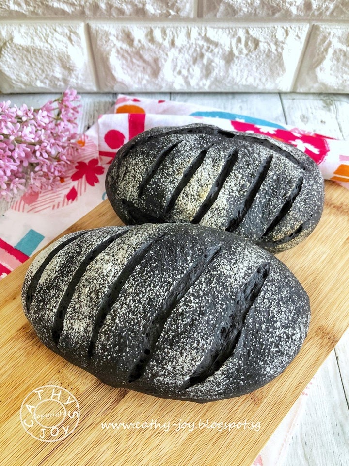 cathy's joy: Squid Ink Bread