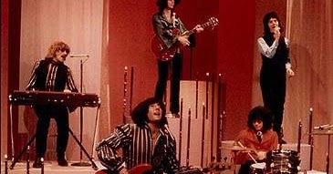 NICK SIMPER, H ΙΣΤΟΡΙΑ ΤΟΥ ΠΡΩΤΟΥ ΜΠΑΣΙΣΤΑ ΤΩΝ DEEP PURPLE | The ...