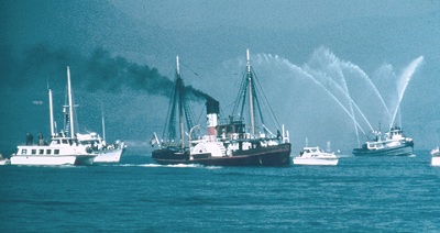 Full Fathom Five: Photo Archives Spotlight: A River Tyne Paddle Tug ...