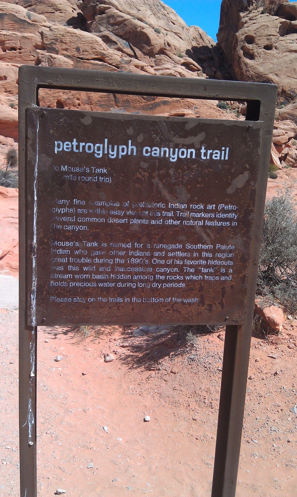 Running on Eddie: Valley of Fire State Park - Mouse Tank Trail and ...