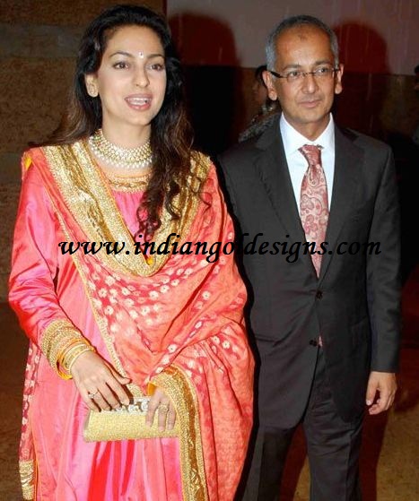 Gold and Diamond jewellery designs: juhi chawla with husband jai mehta ...