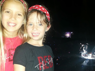 DIY Concert T Shirts - Sugar Bee Crafts