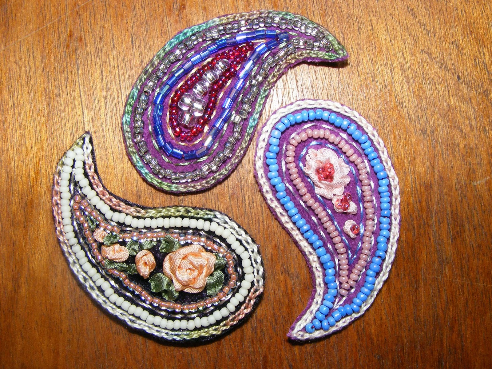 MichelleMermaid: My beaded paisley tutorial...