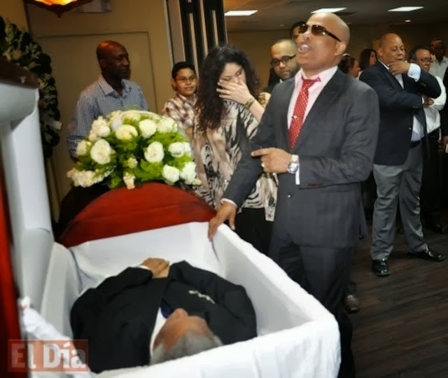 Picoteando el Espectaculo: Los artistas no dejaron solo a Francis Santana. Rubby Pérez rompió el ...