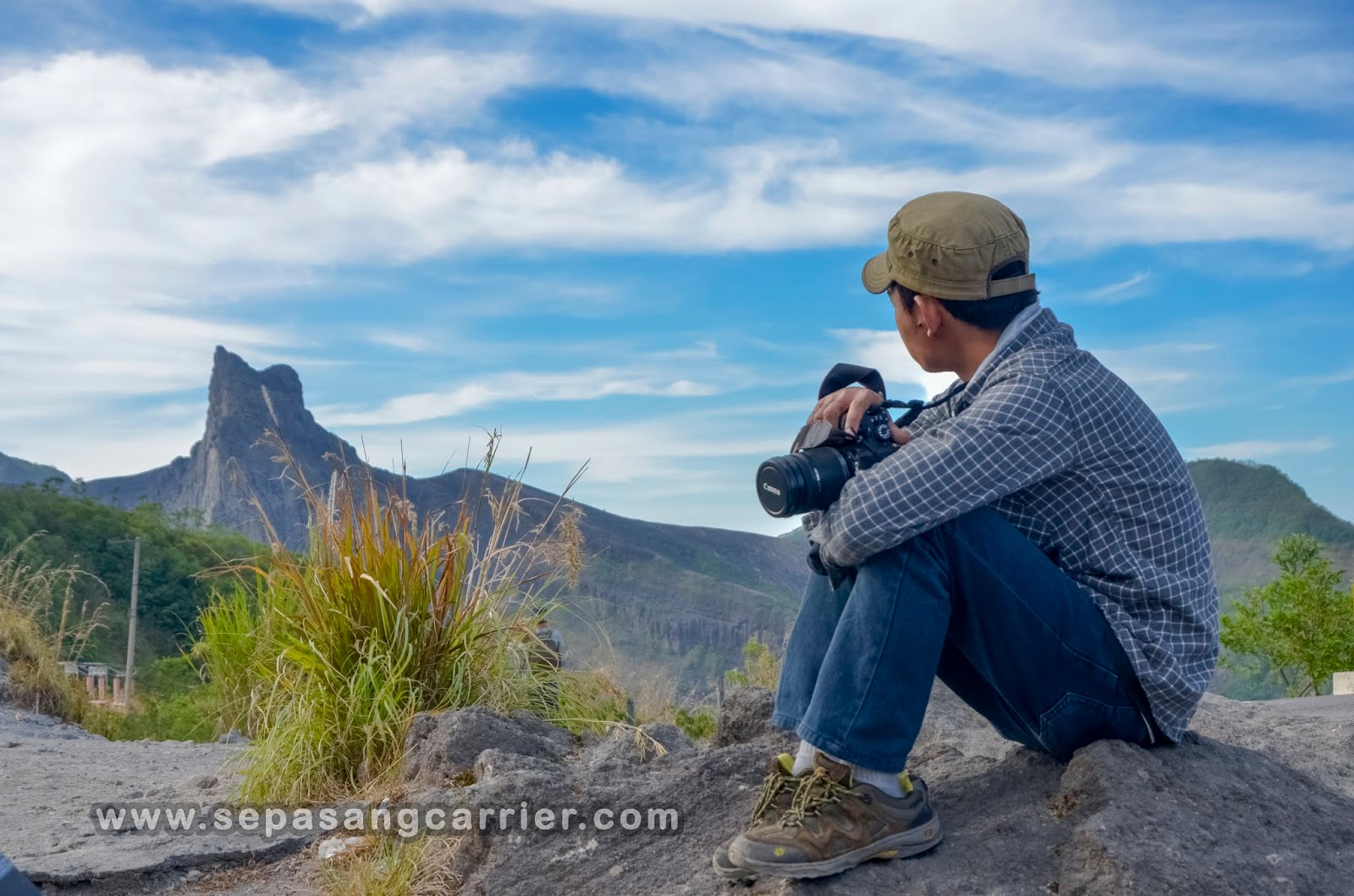 Wisata Gunung Kelud Via Kediri Jawa Timur - SEPASANGCARRIER Wisata Gunung Kelud Via Kediri Jawa Timur - SEPASANGCARRIER