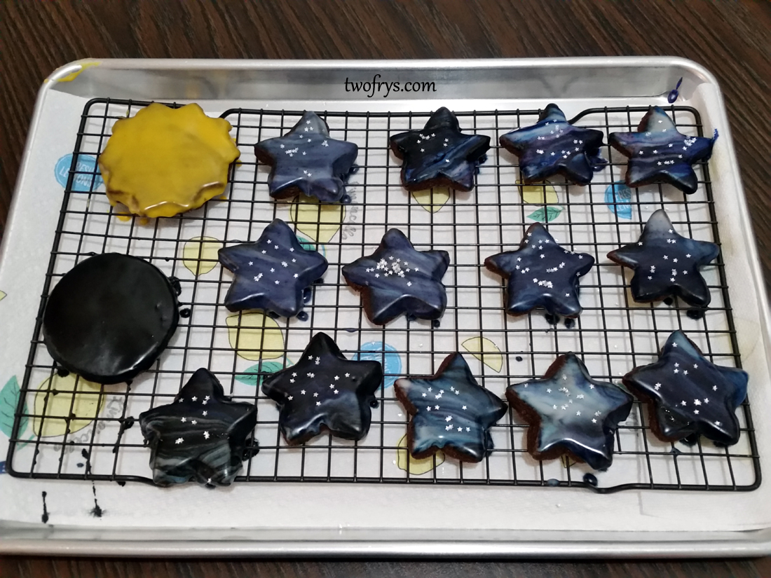 Two Frys: Eclipse Galaxy Cookies