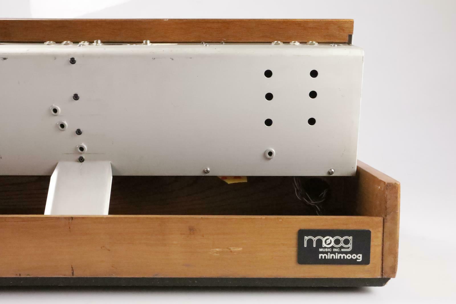 MATRIXSYNTH: Vintage Moog Minimoog Model D Keyboard Synthesizer SN 8633