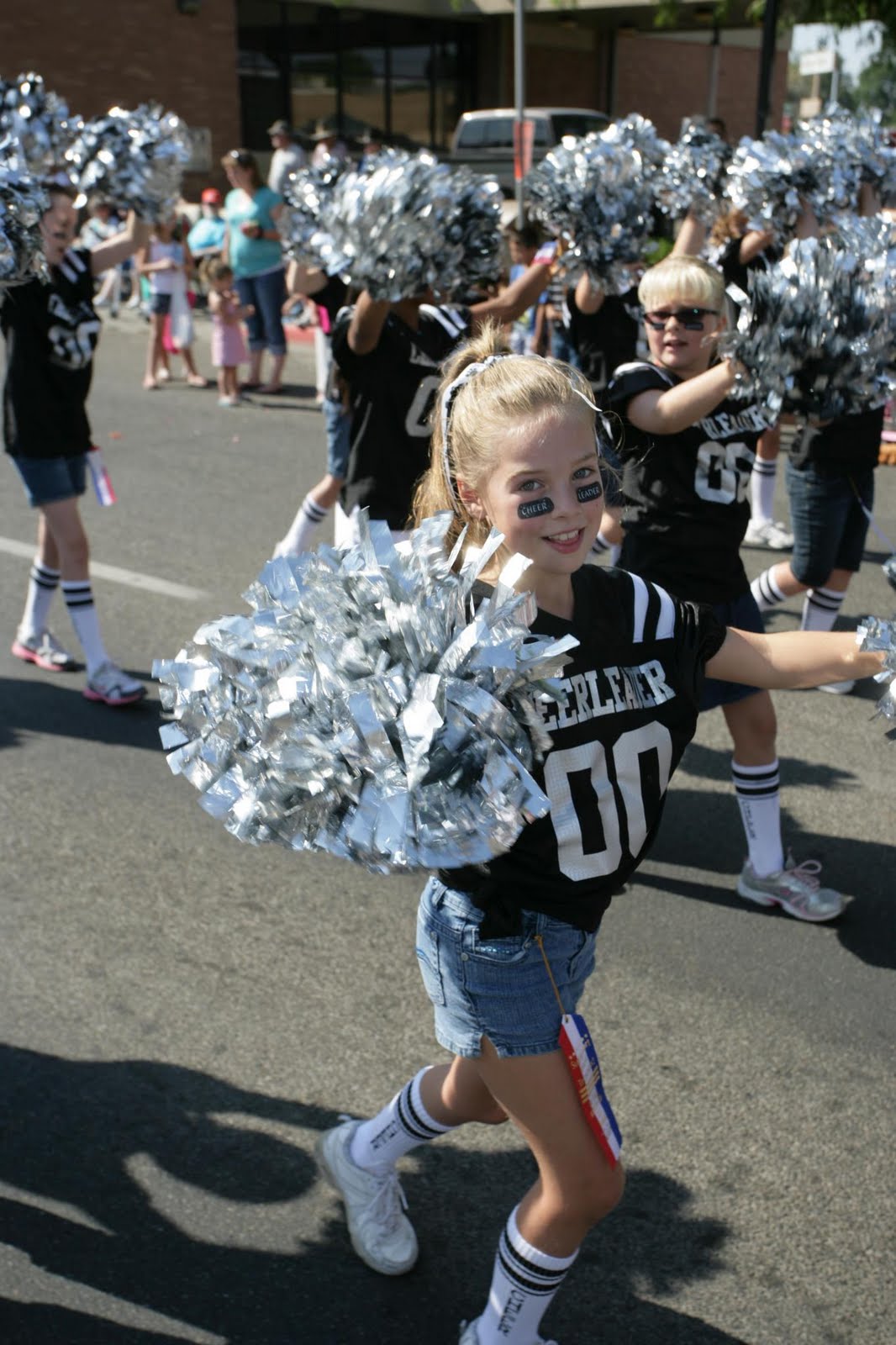 Experience Optimism: Young Optimists cheer for the Air Force
