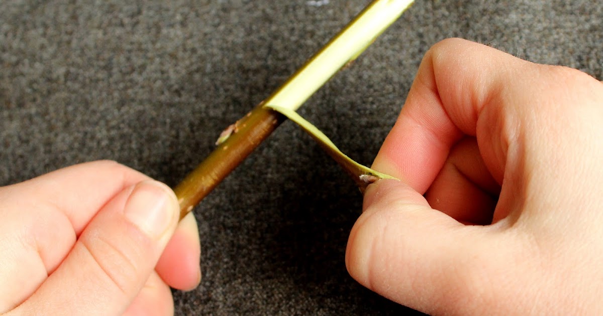 Rag rug making: a homemade extra large darning needle