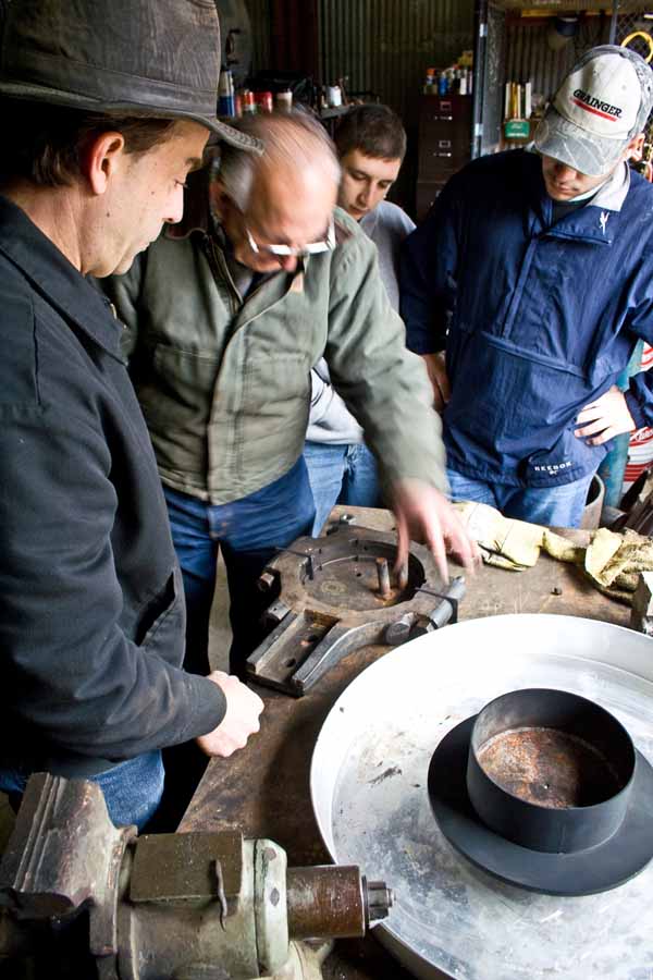 El Dorado Western Railway: Pouring Babbitt in the engine house