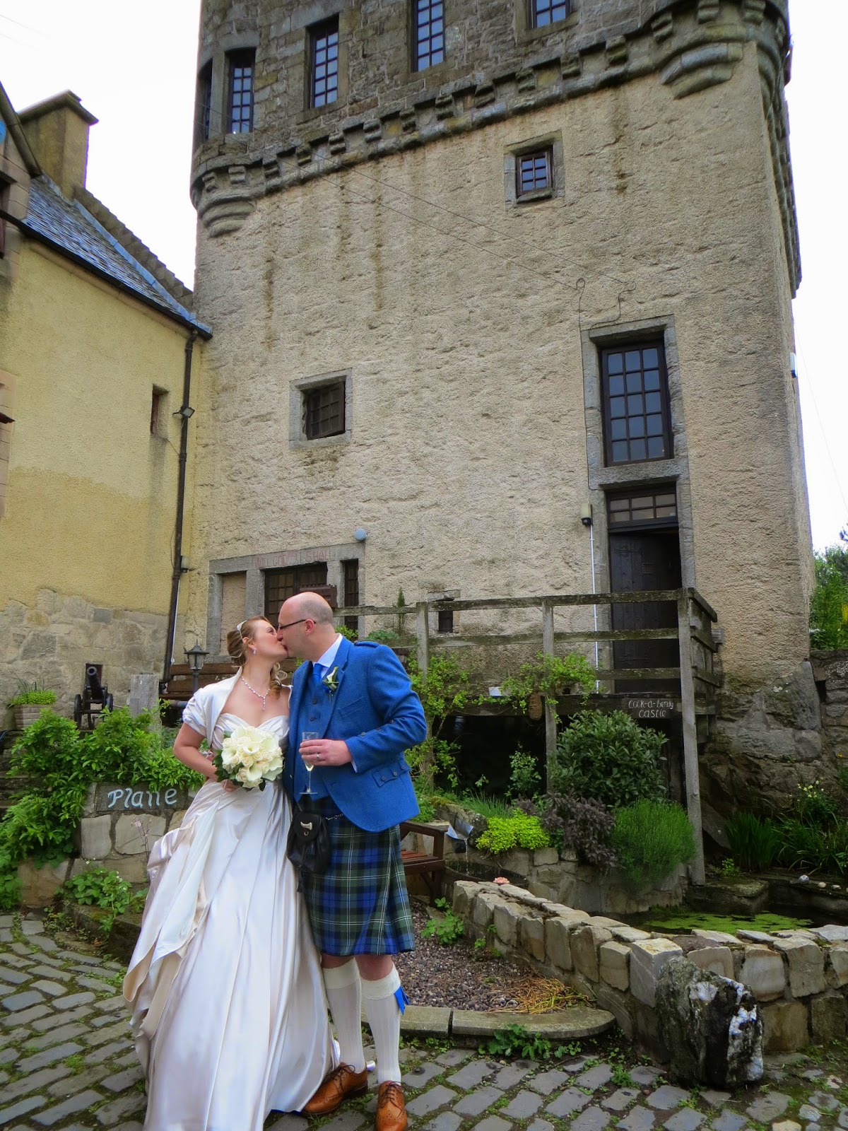 YOUR BIG DAY!: Can we get married in a Castle?
