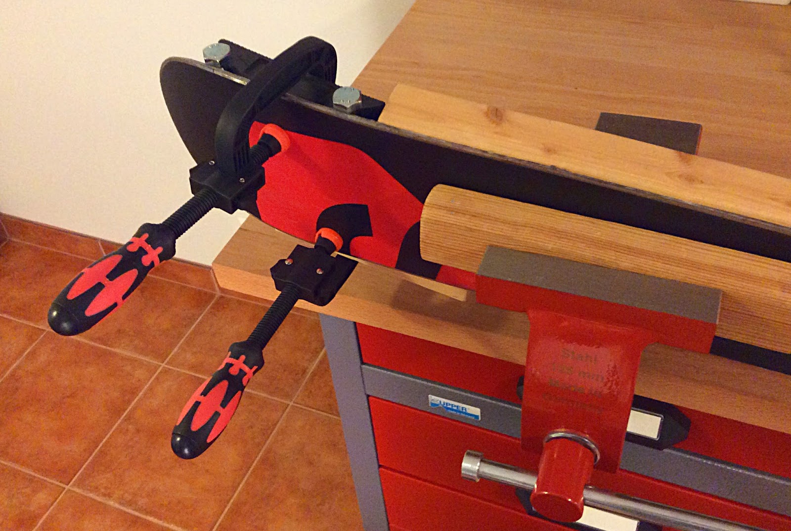 Skiing the Planet: Delamination