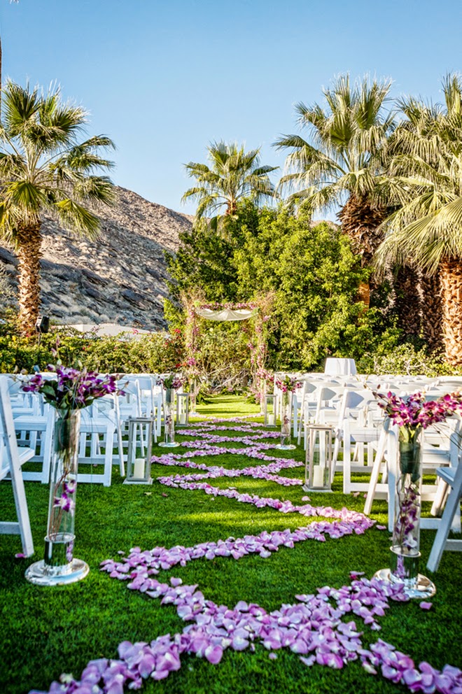 Gorgeous Modern Wedding with Classic Style - Belle The Magazine