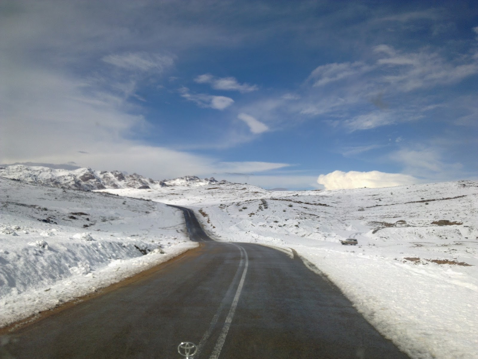 جبل اللوز - Arabic News Collections