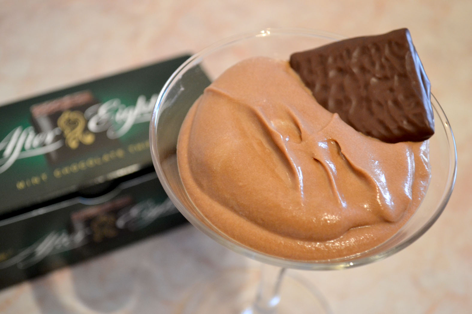 Colour your life: After Eight mousse