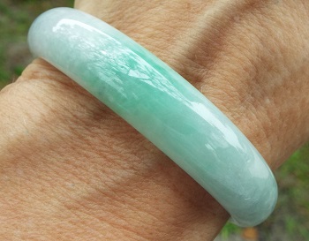 Jade Blogger: How to Take Care of Your Jade Bangle Bracelet with Every ...