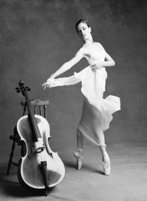 To Live and Dance In L.A. | The LooseLeaf Report