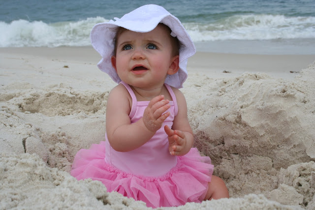 Home on the Hill: Davis Family Vacation & Sand Eating Contests