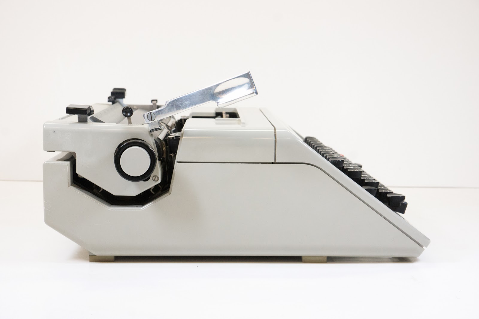 Tony's Vision . . . The Blog: Olivetti Studio 45 Line Spacing Issue Tony's Vision . . . The Blog: Olivetti Studio 45 Line Spacing Issue