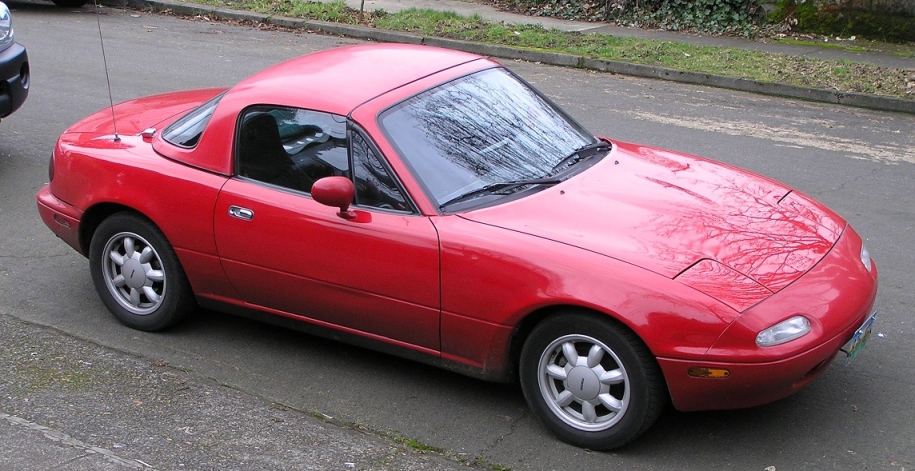 Standard Transmission: Best First Sports Car : Miata MX-5