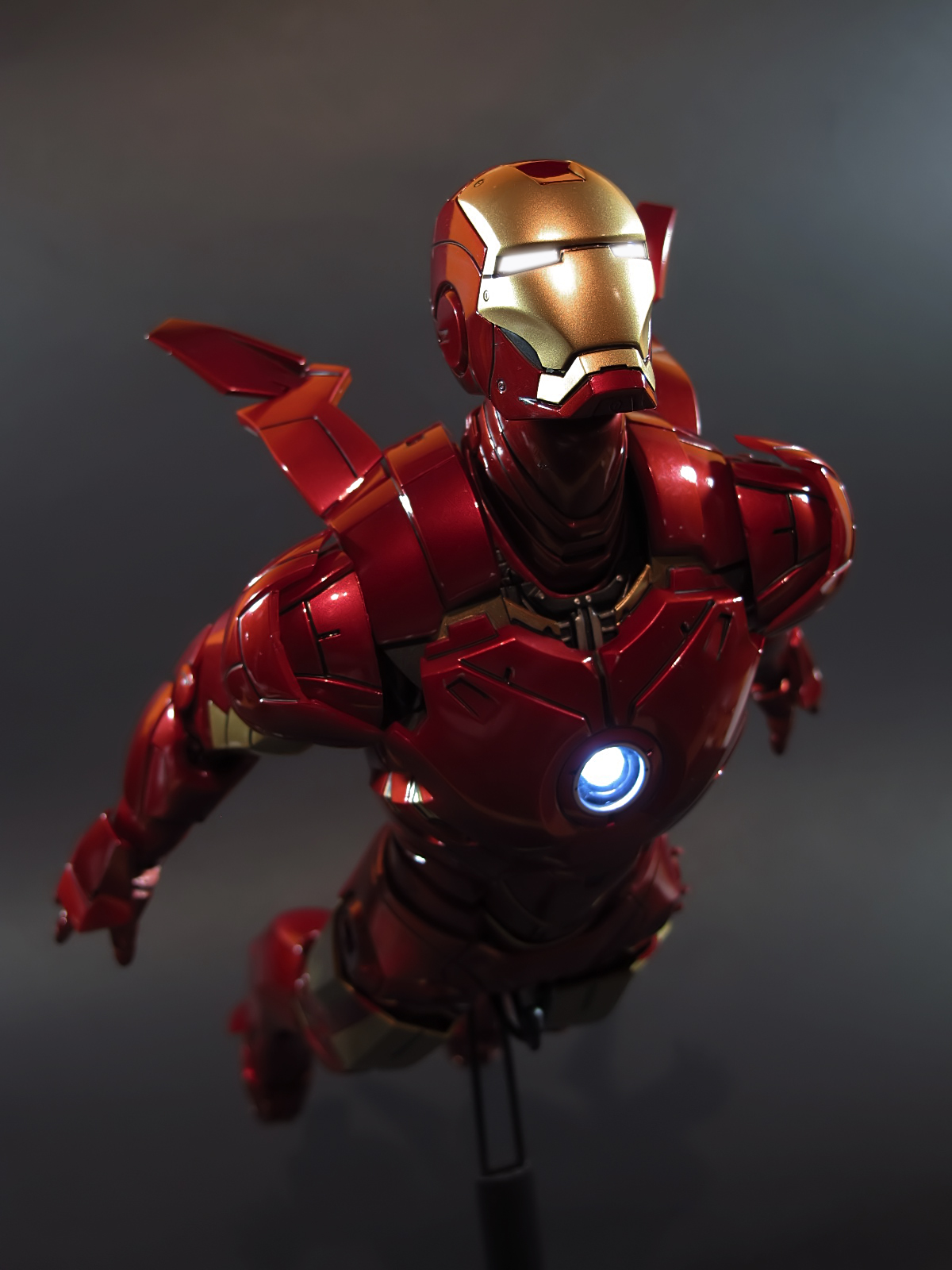 SHIN GOKIN: IRON MAN - MARK 4 BY HOT TOYS