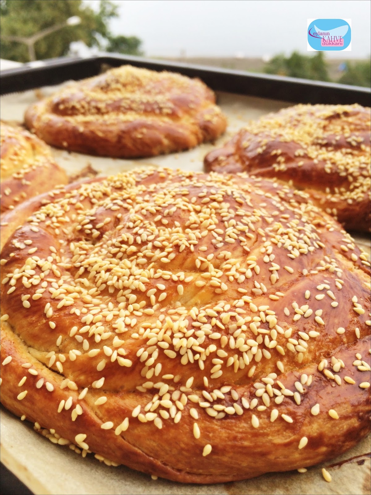 Tereyağlı Tahinli Çörek | Leyla'nın Kahve Dükkanı