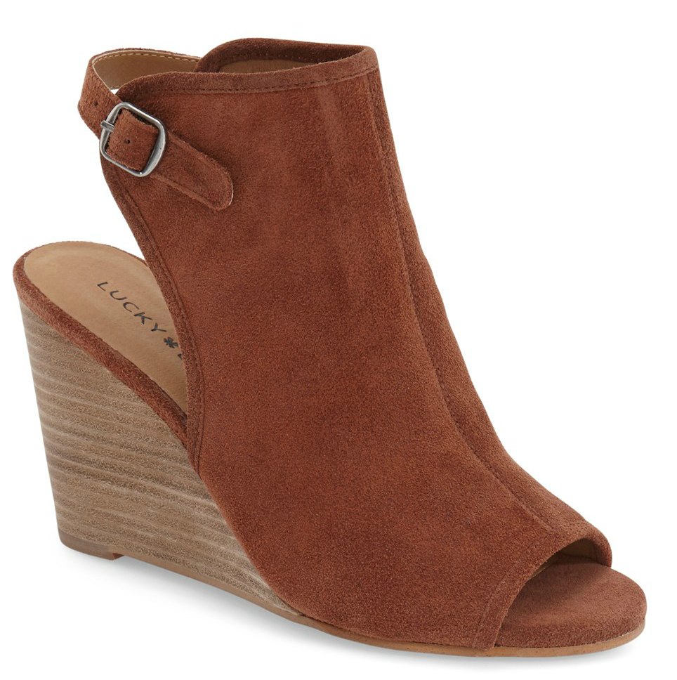 Friday Fresh Picks: My Favorite Shoes For Fall | Pieces of a Mom