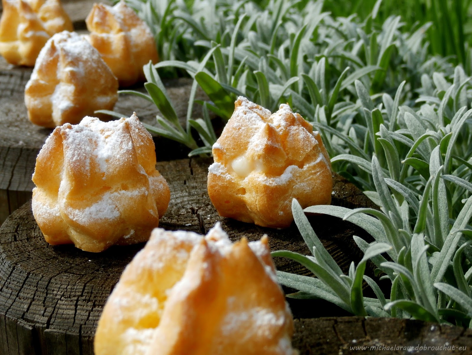 The Use Of Alcohol In Cream Puff Fillings – Urban Cafe 5815