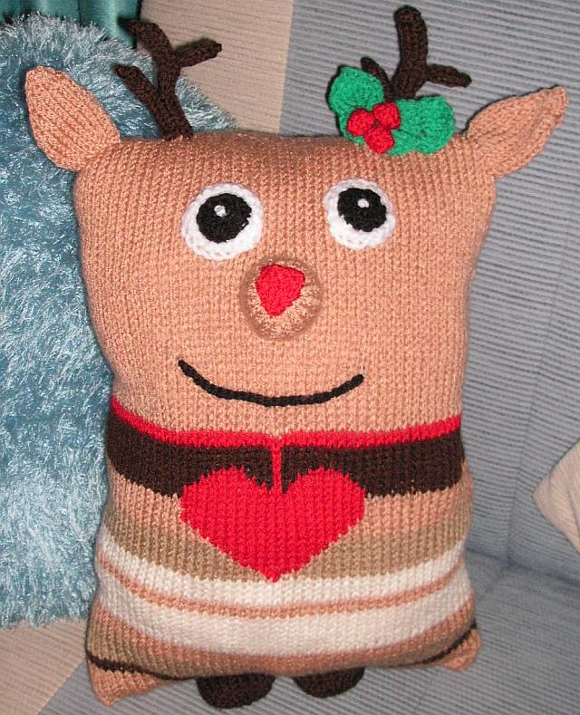 Knitting Galore: Rudolph Snugglily