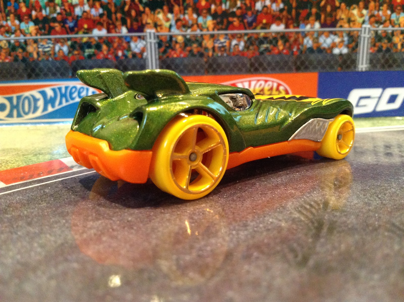 JULIAN'S HOT WHEELS BLOG: Howlin' Heat (2016 N Case Regular Treasure ...