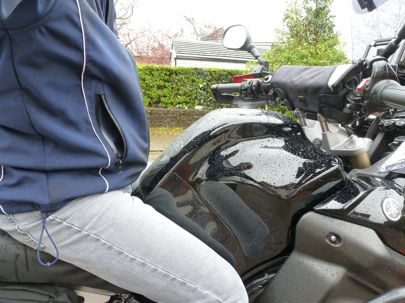 The Wandering Waltons: The XT1200Z Tank Conversion Project is Done!