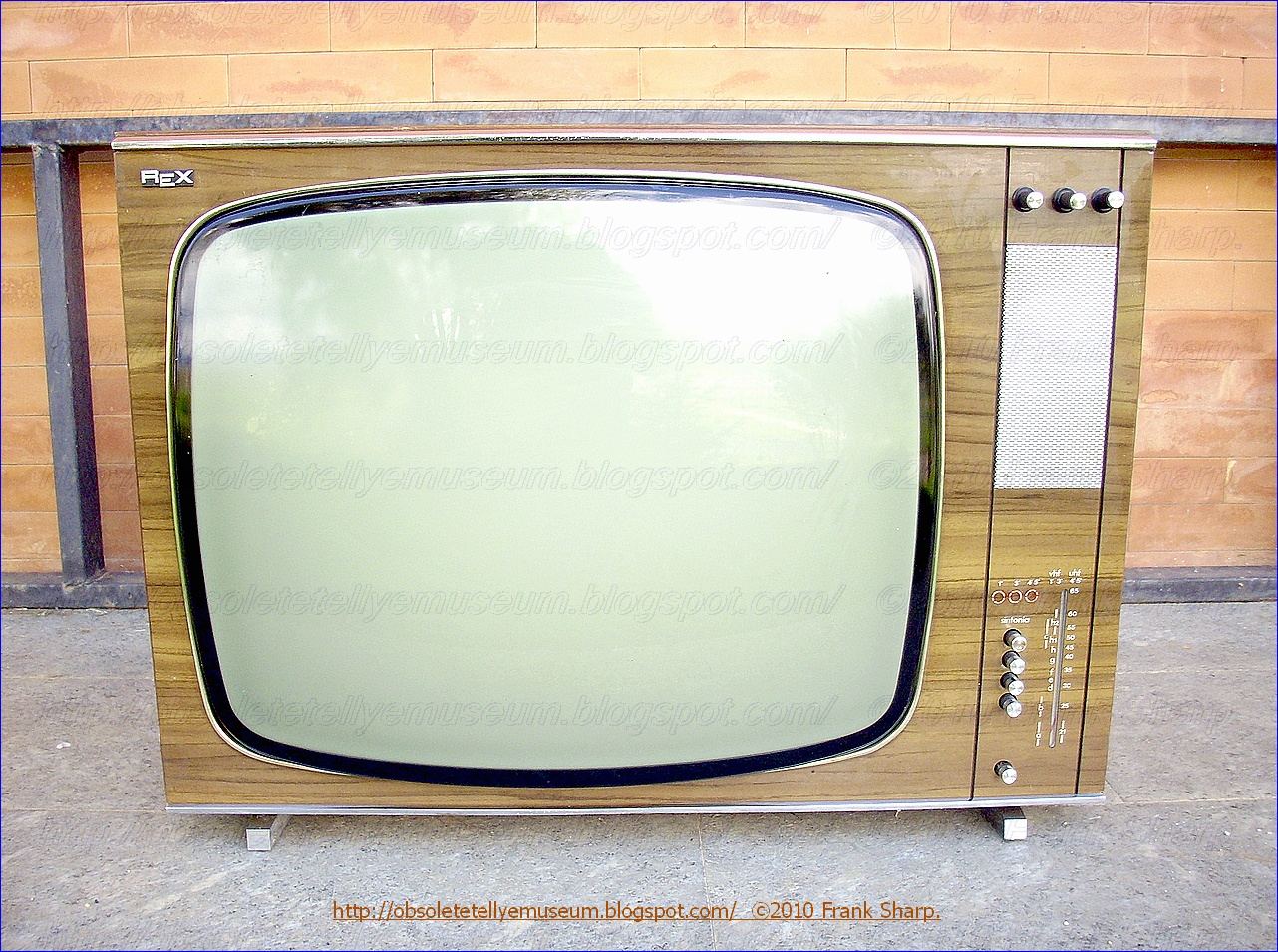 Obsolete Technology Tellye !: REX MOD. HN24 YEAR 1969.