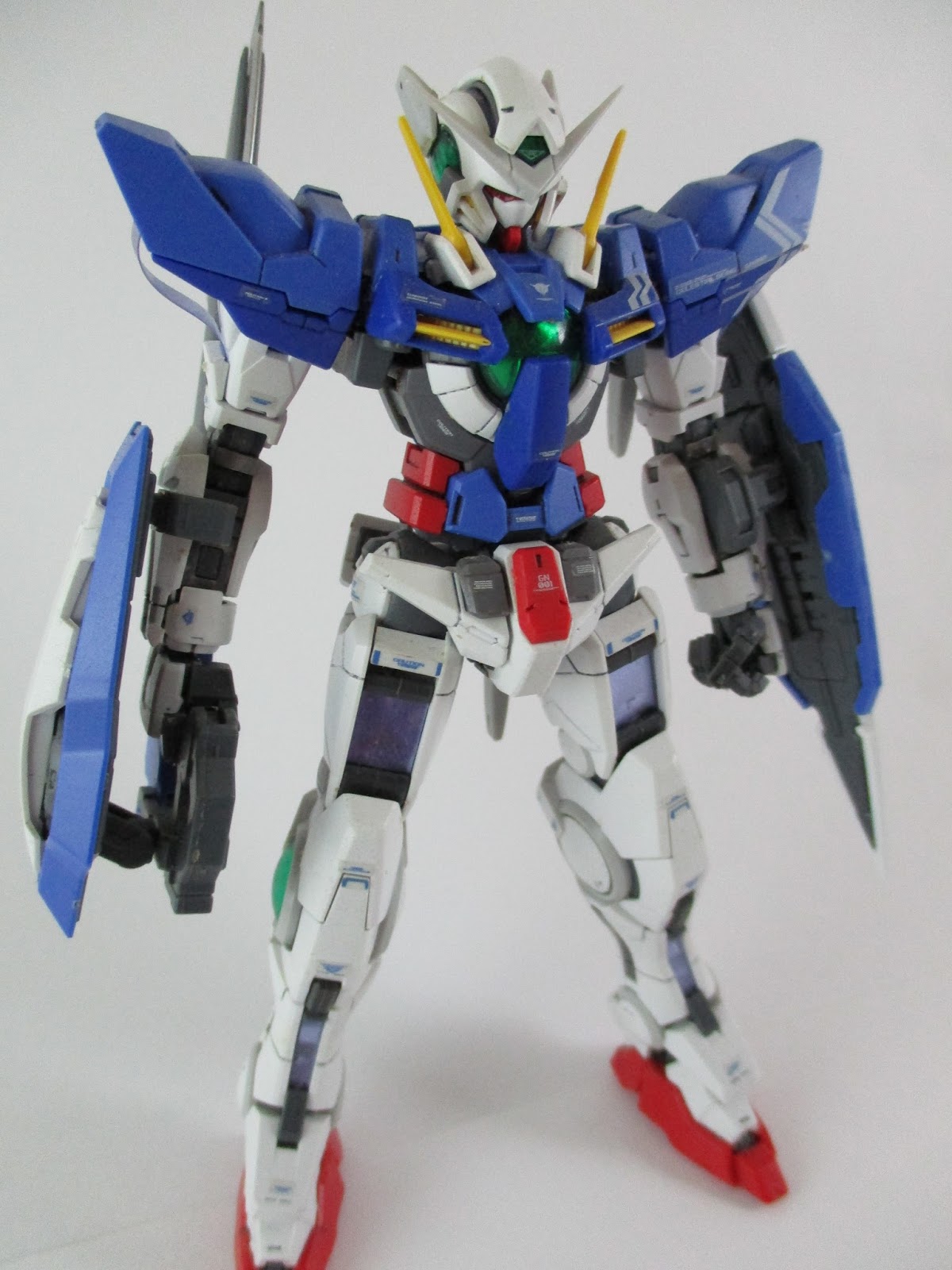 Lightning Quantum's Base: RG 1/144 Gundam Exia Gallery