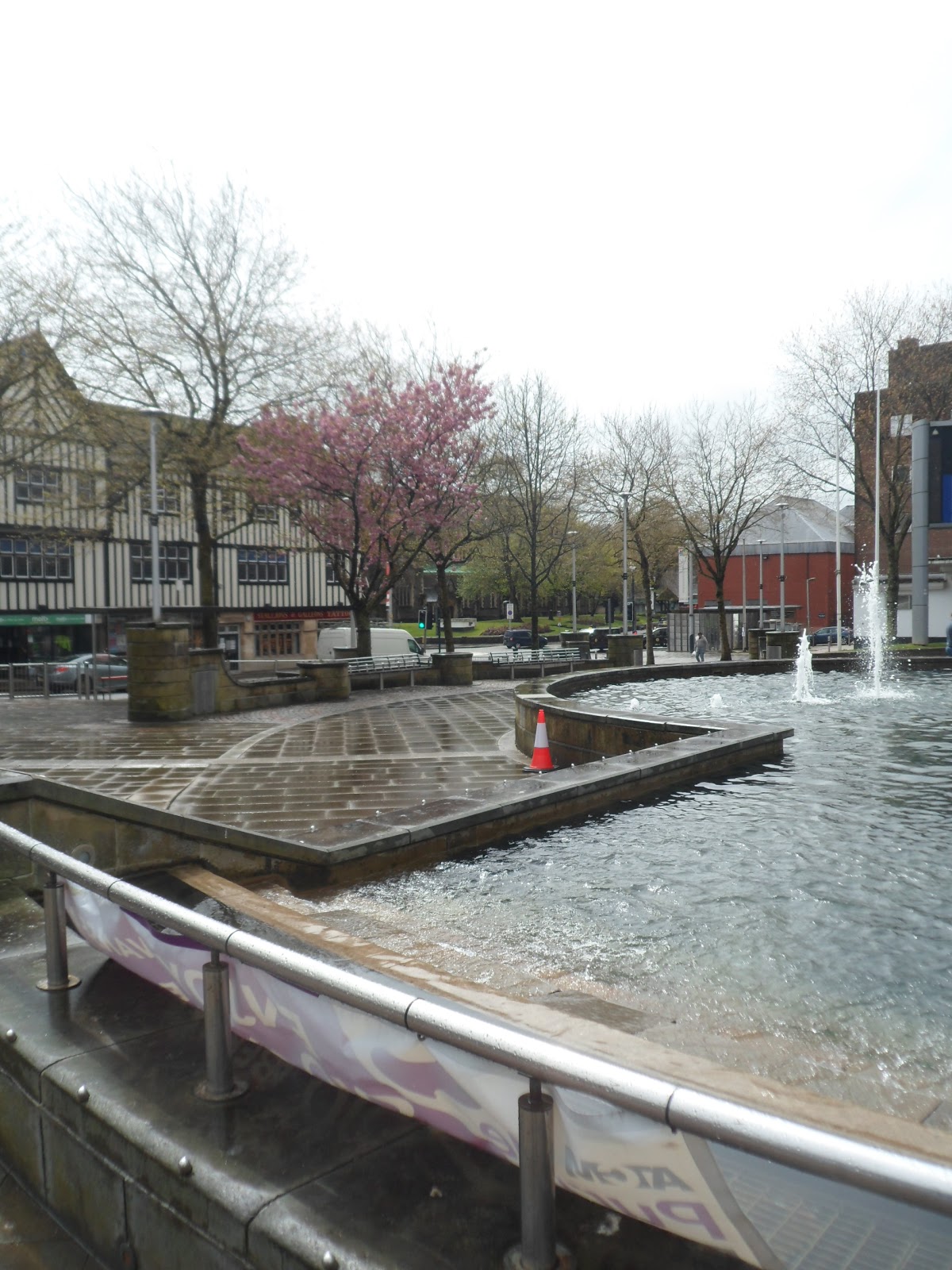 Poppy Patchwork: Weekend break.