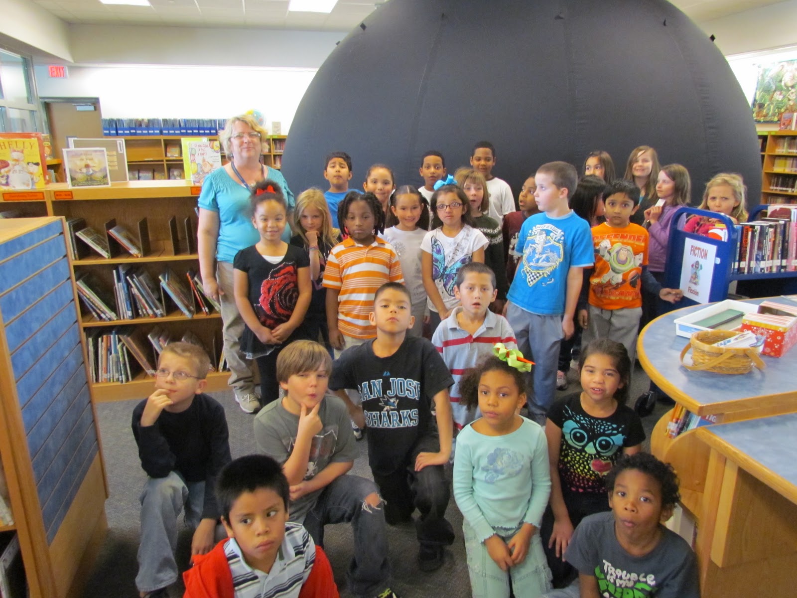 Callison Is Getting It Right!: Discovery Dome comes to Callison!