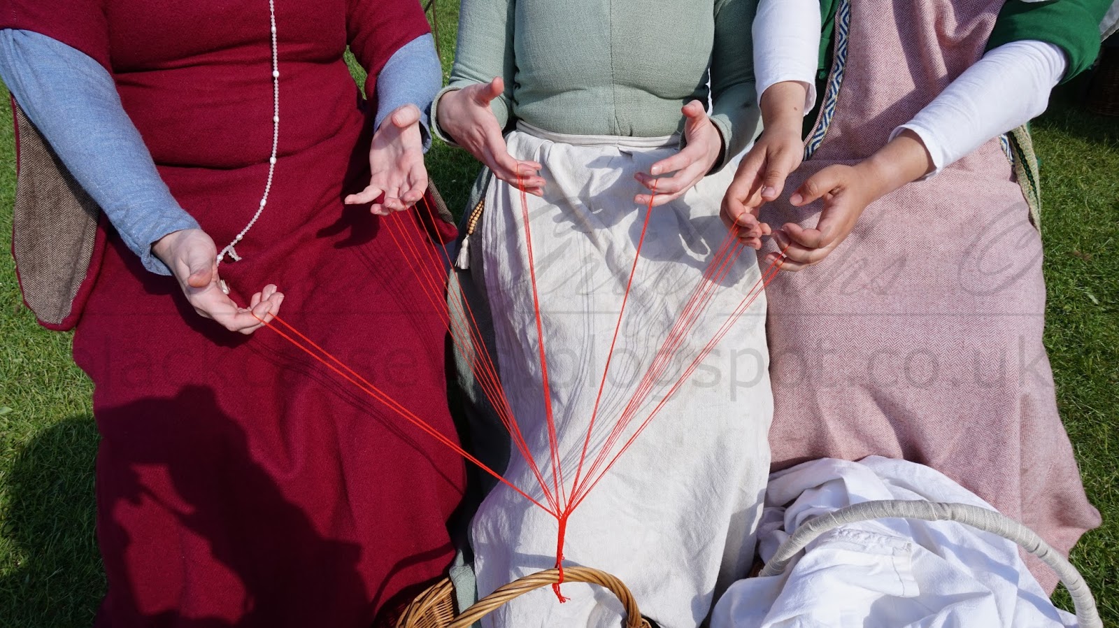 In My Lady's Chamber: Fingerloop braiding - a new braid