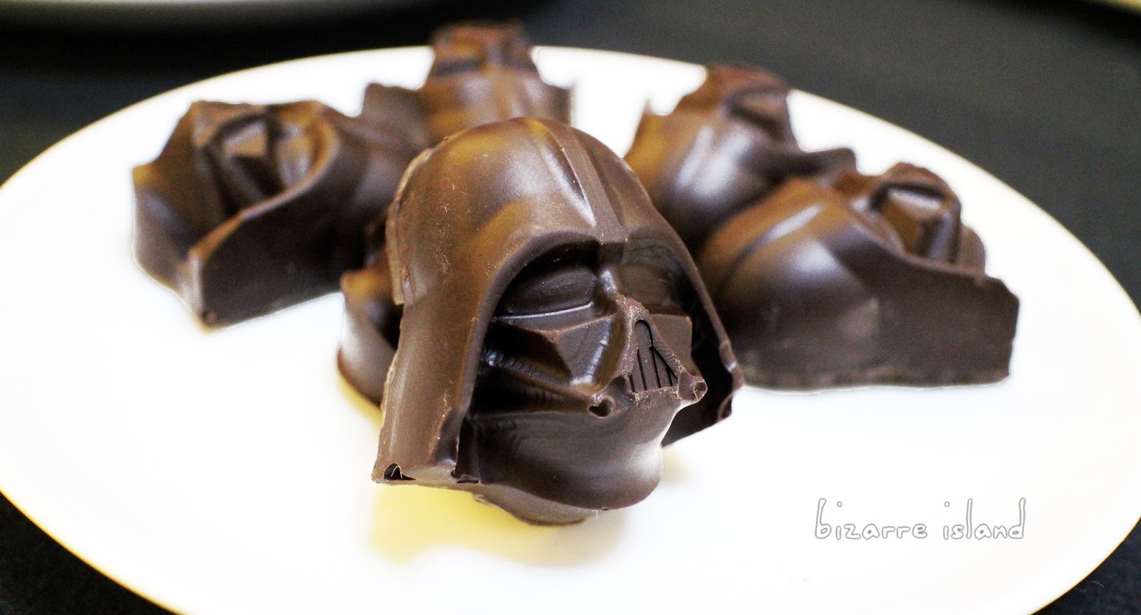 ~ bizarre island ~: Darth Vader Cookies and Cream Chocolate Truffles
