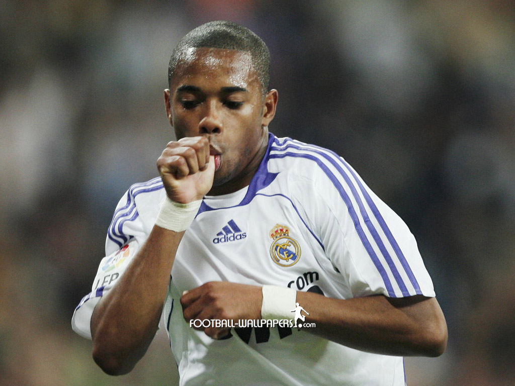 Robinho Profile and Images | FOOTBALL STARS WALLPAPERS