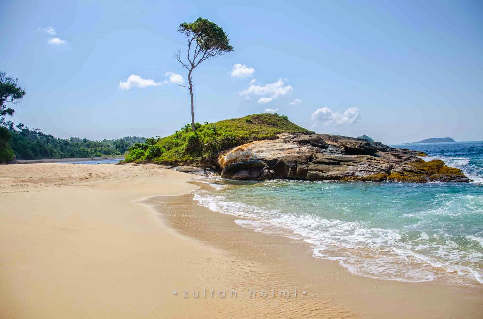 Pasi Saka, Soft Sandy Beach