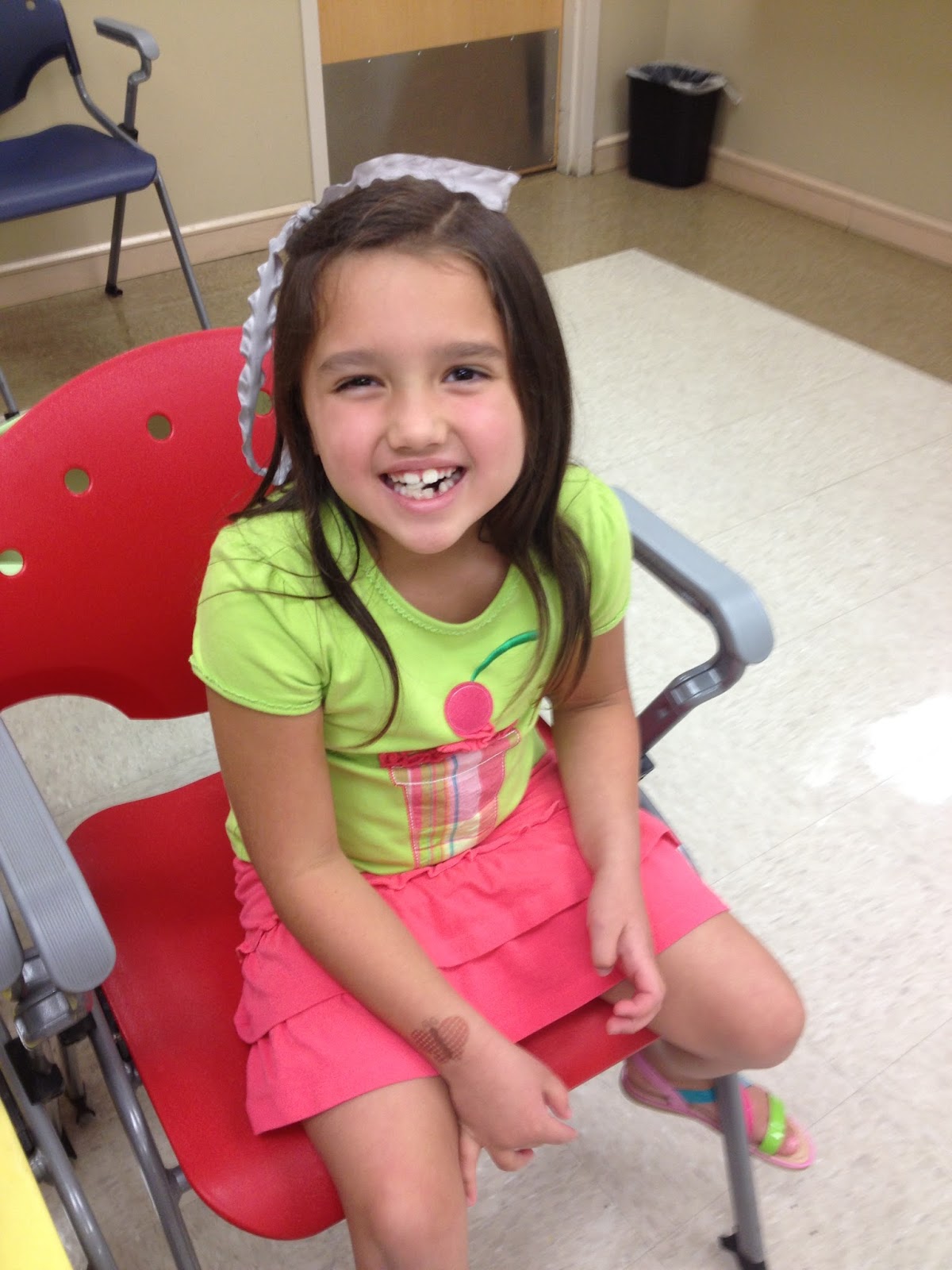 A Buggie Full of Beans: Emma's 6 year check up...