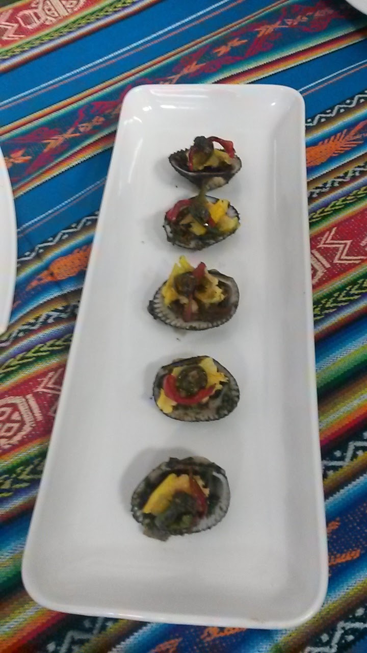 Cocina Ecuatoriana II: TIGRILLO SAL PRIETA CONCHAS ASADAS